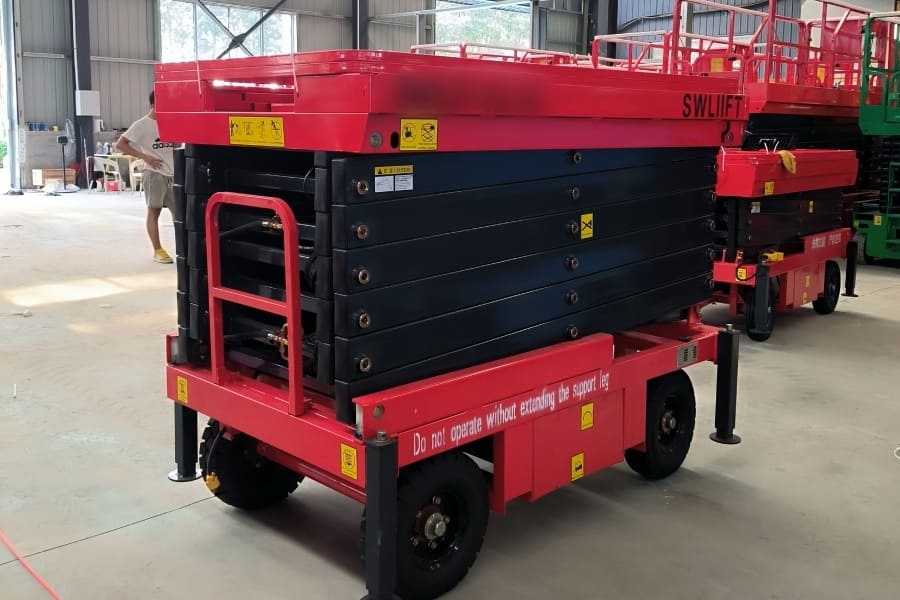 Chilean Electric Scissor Lift Case Study | Self-Propelled 10-12 Meter ...